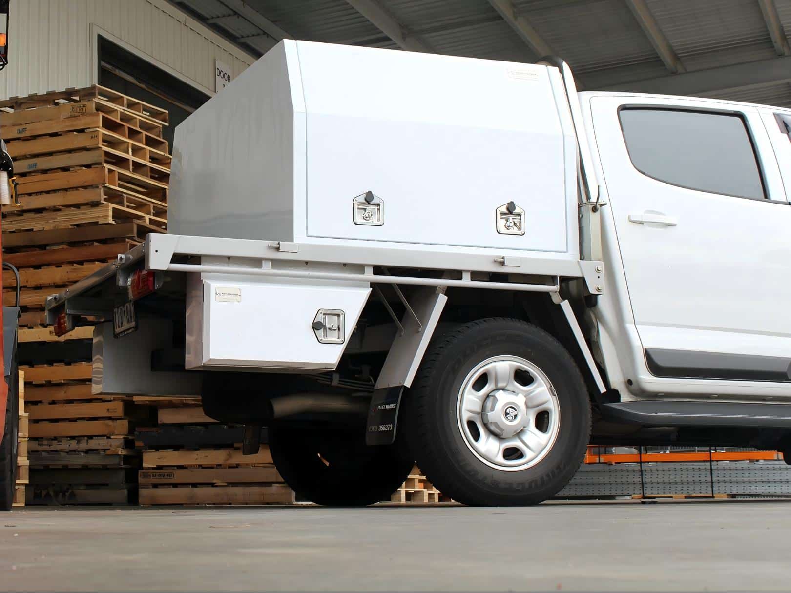 White Flat 1200mm Gullwing Aluminium Ute Canopy For Sale